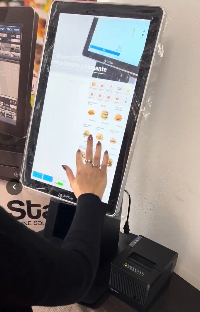 Kiosco de Auto-Servicio: El Futuro de los Pedidos en su Negocio – Giga Corp